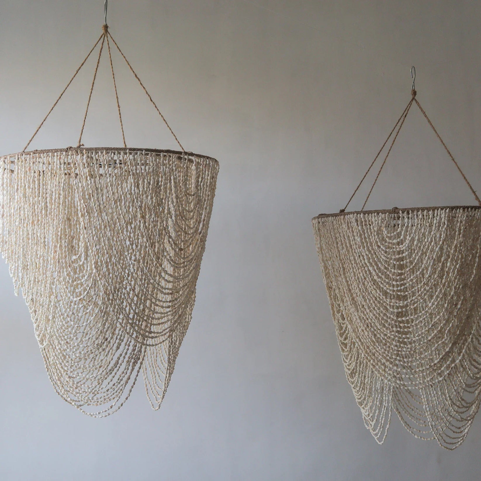 Beaded Seashell Pendant Light Modern Design – roomidecoration