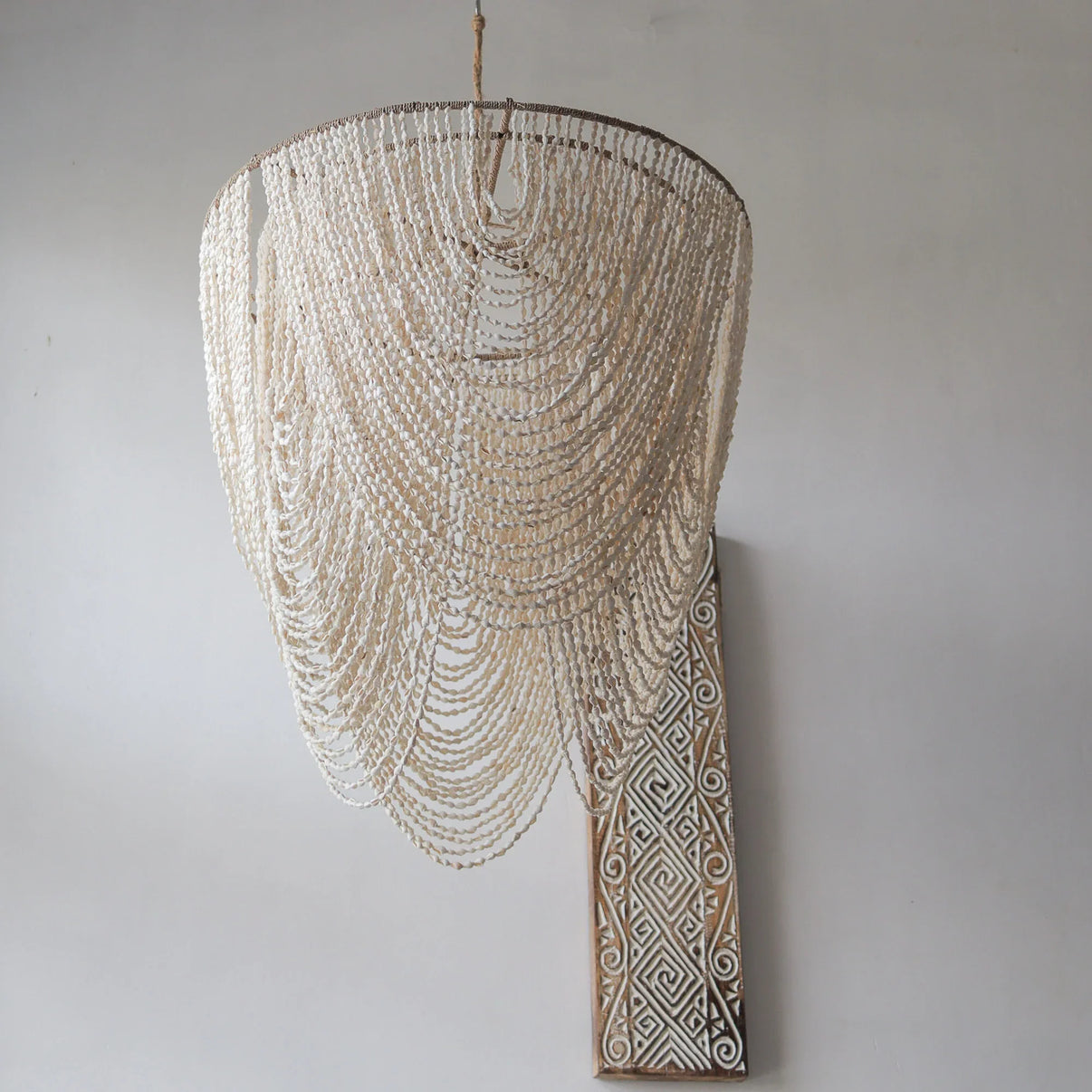 Beaded Seashell Pendant Light Modern Design – roomidecoration